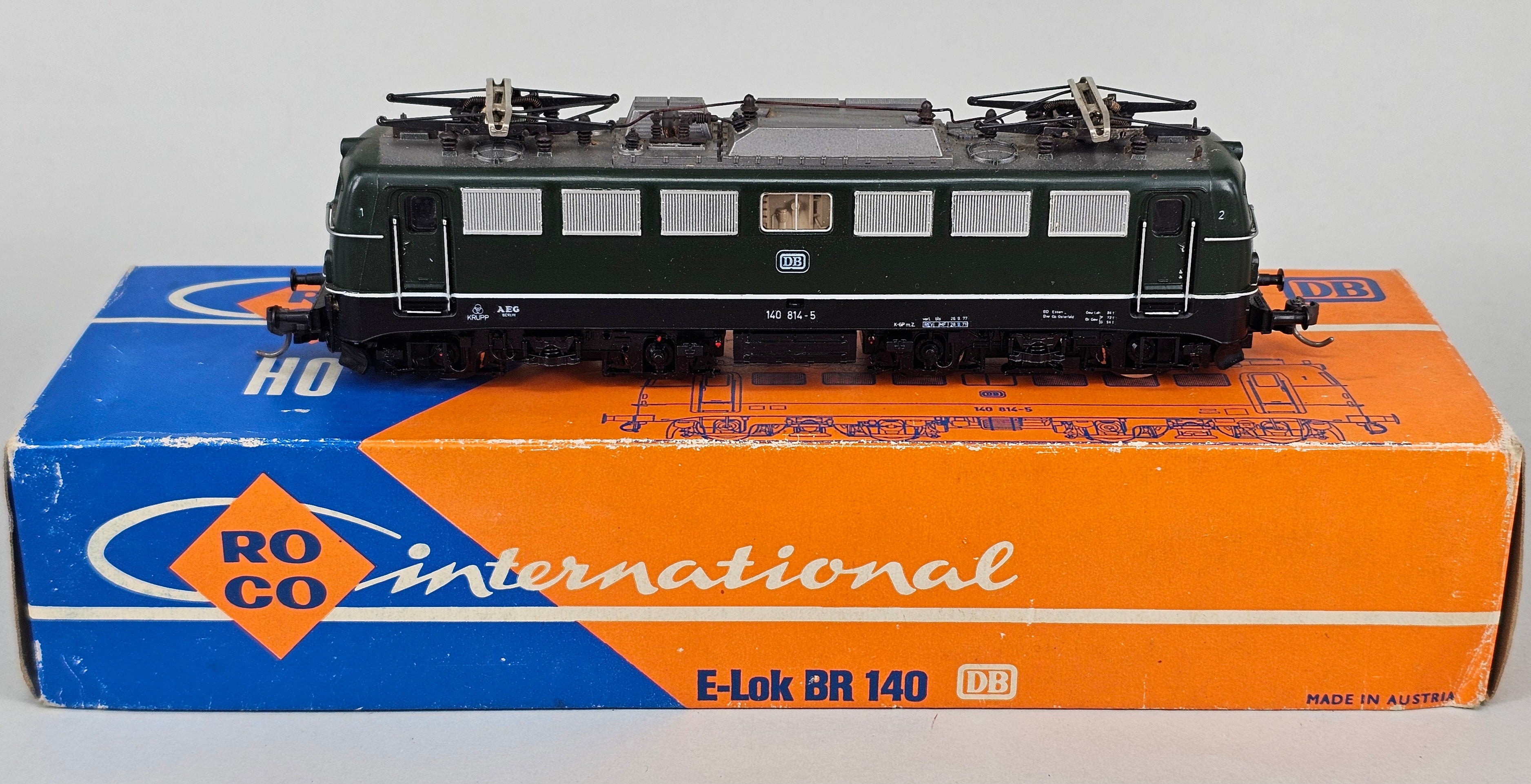 Roco 4136A BR 140 Electric Locomotive Dark Green DB Livery – Chester ...